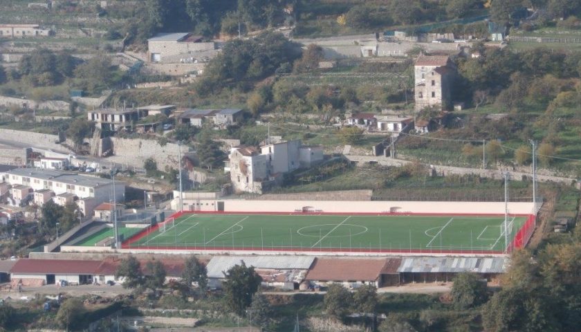 La Salernitana inaugura il nuovo stadio di Scala - il Giornale di ...