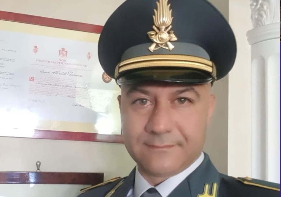 Nocera Inferiore, il Maresciallo Ordinario della Guardia di Finanza ...