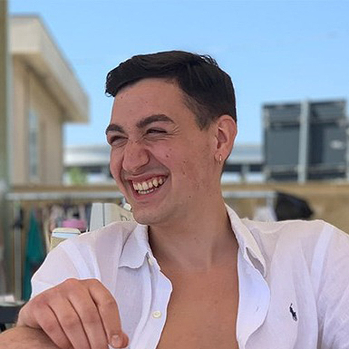 Youtuber di Salerno scomparso negli Usa, oggi padre e fratello ...