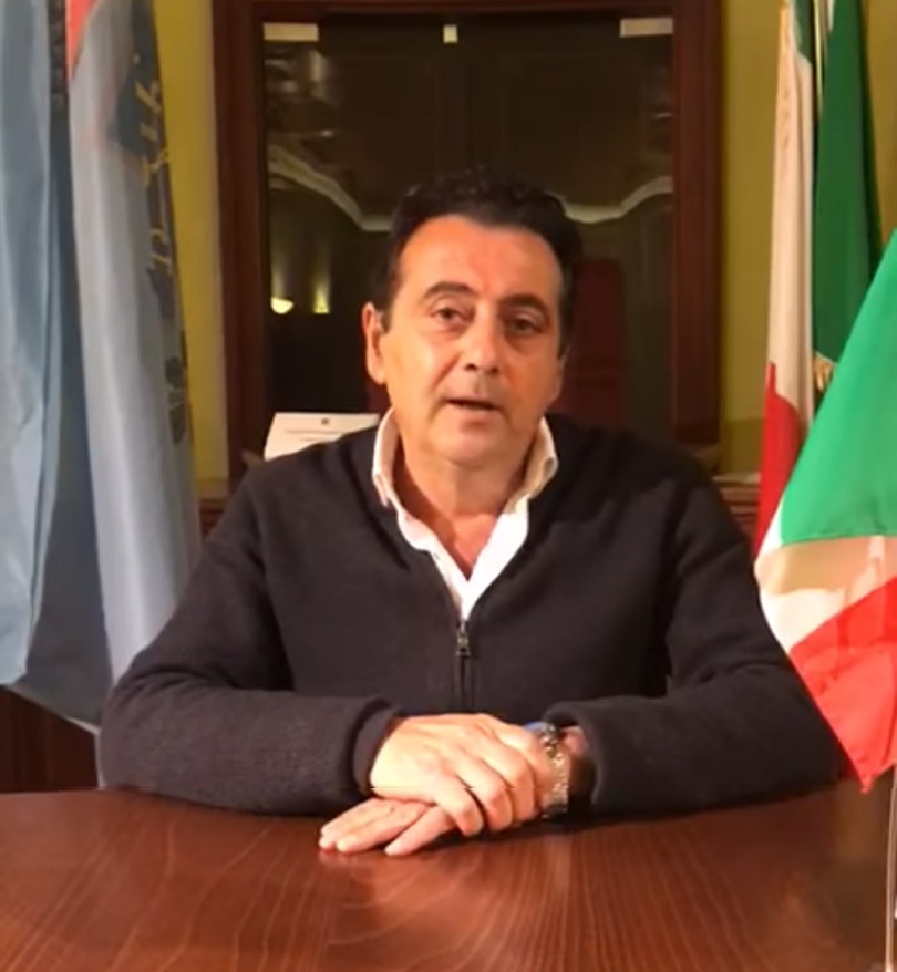 Il sindaco di San Pietro a Tanagro Domenico Quaranta aderisce al Psi ...