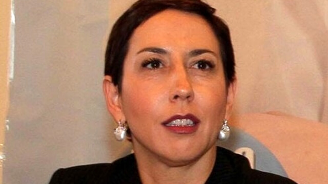 Anna Ferrazzano presidente della partecipata Sistemi Salerno - il ...