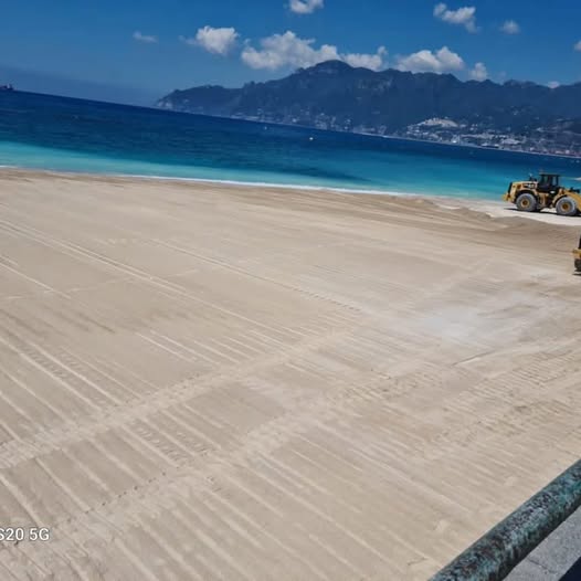 Salerno, sabbia all’Universo Beach: Arpac e Guardia di Finanza avviano ...