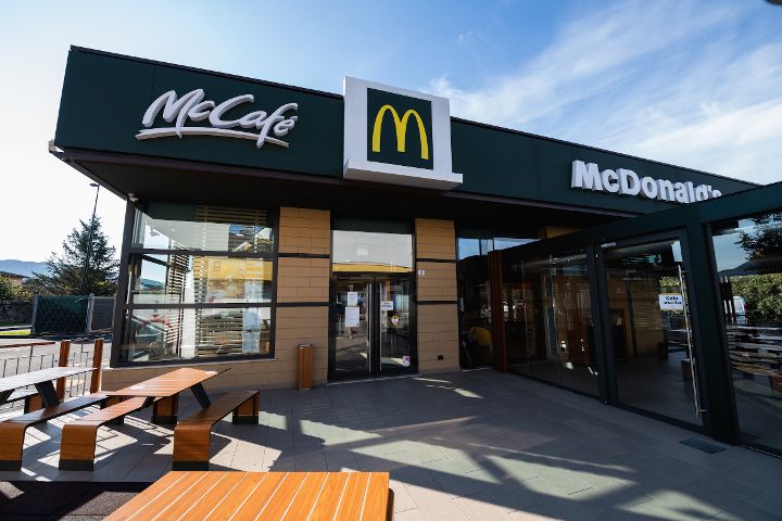 McDonald s Apre Un Nuovo Ristorante A Nocera Superiore Lavoro Per 62 McDonald s Apre Un Nuovo Ristorante A Nocera Superiore Lavoro Per 62