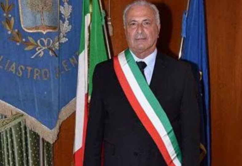Minacce ad Apolito, il sindaco di Salerno: "Solidarietà contro un ...