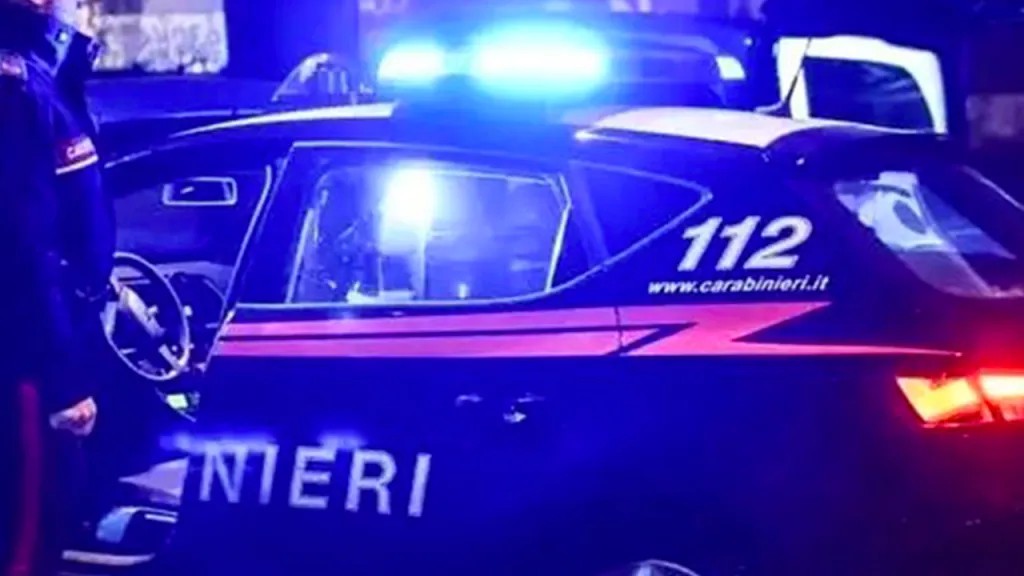 Nocera Inferiore, giovane accoltellato nella notte - il Giornale di ...
